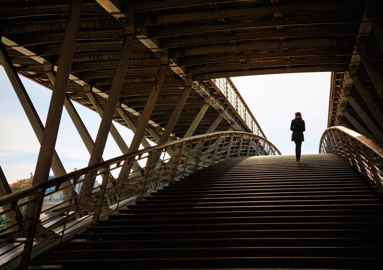 Architecture Square - DR. KEN LOO